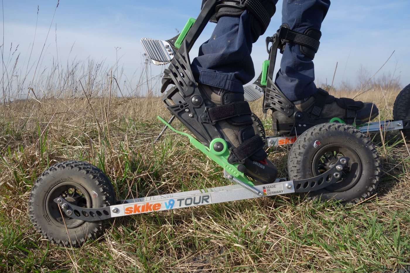 skike v9 TOUR 200